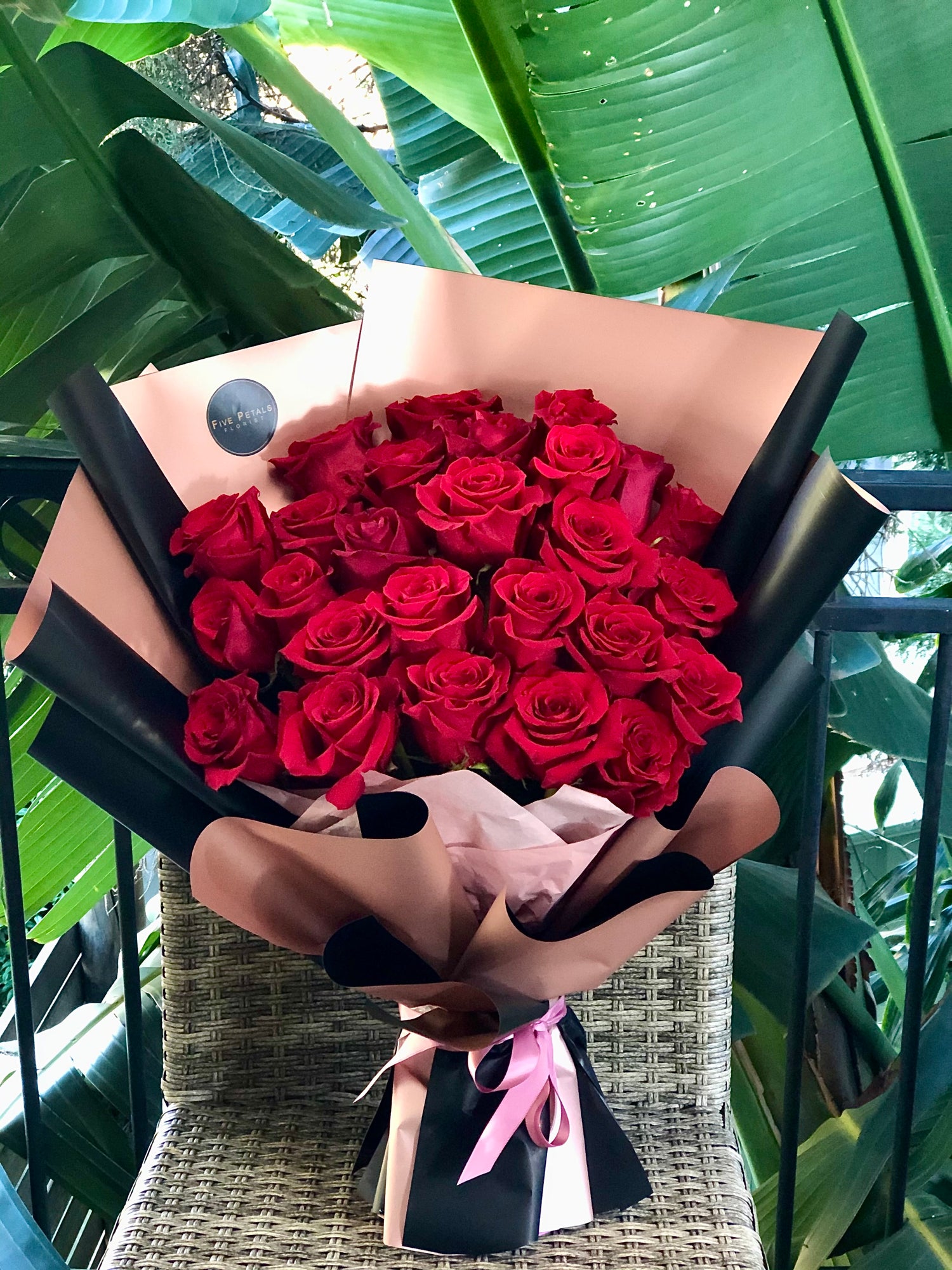 The Classic Red – Five Petals Florist